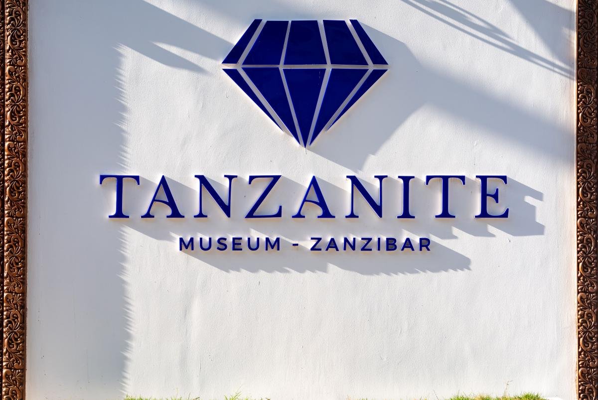 Tanzanite Gallery - Tanzanite Museum Zanzibar